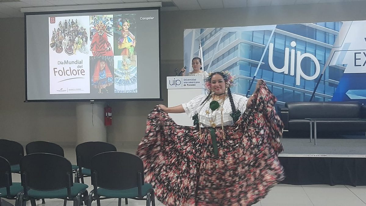 Día Internacional del Folklore – Universidad Interamericana de Panamá
