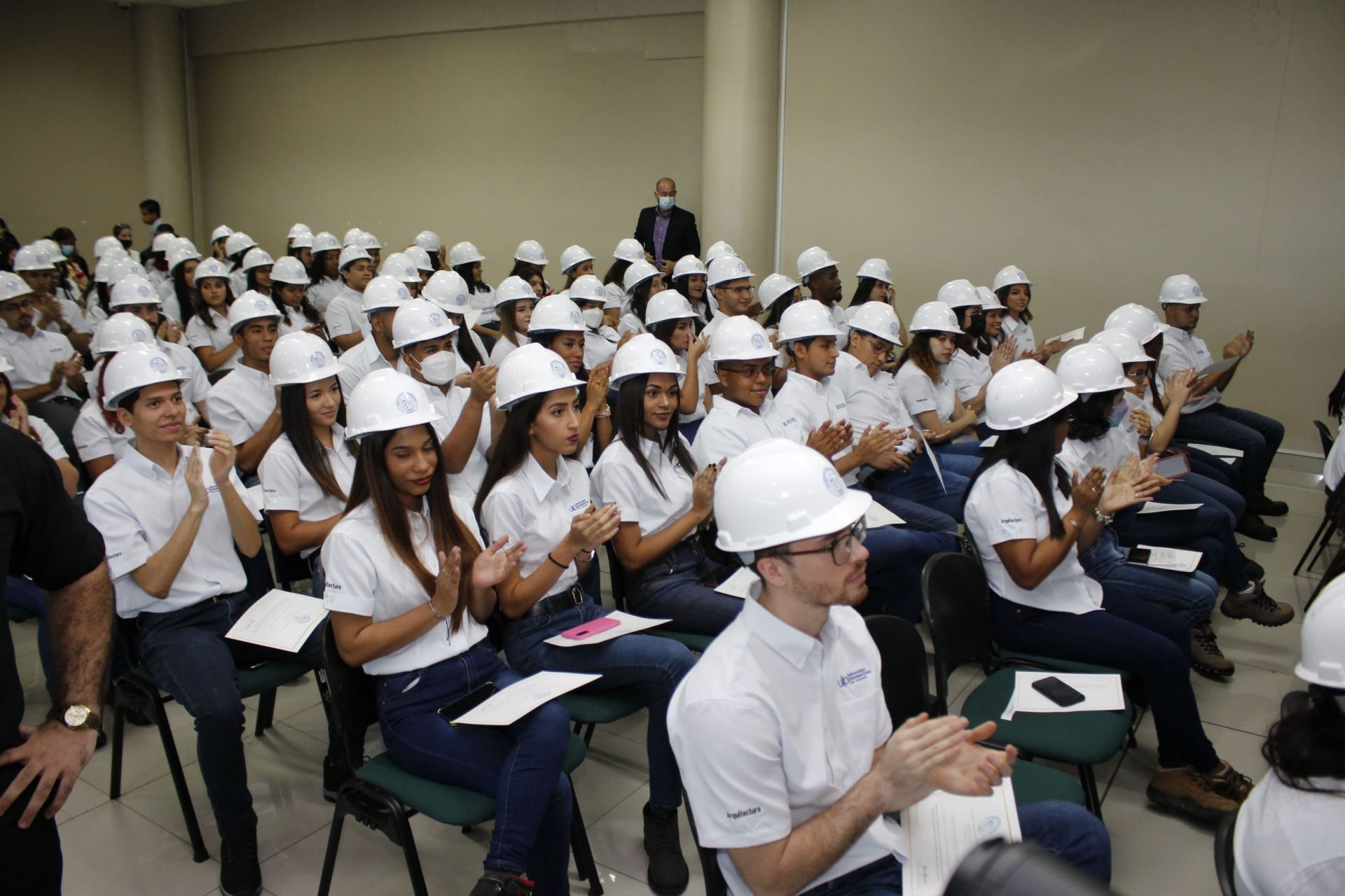 Imposición de Casco, 2022 – Universidad Interamericana de Panamá