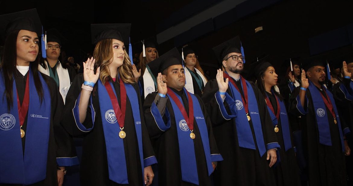 GRADUACIONES 2023 | Universidad Interamericana de Panamá